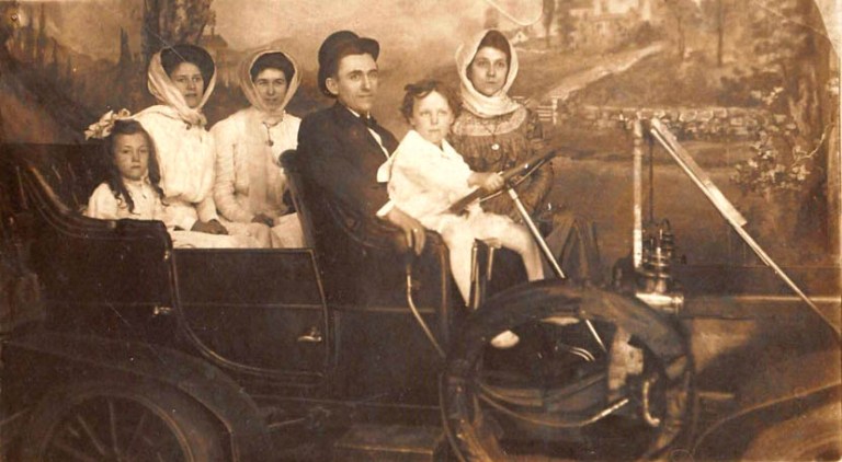 Chicago and Cook County Cemeteries – A Historical and Contemporary Resource